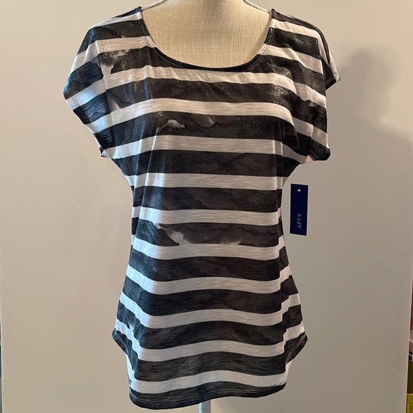 Apt. 9 | Tops | Nwt Apt9 Top | Poshmark